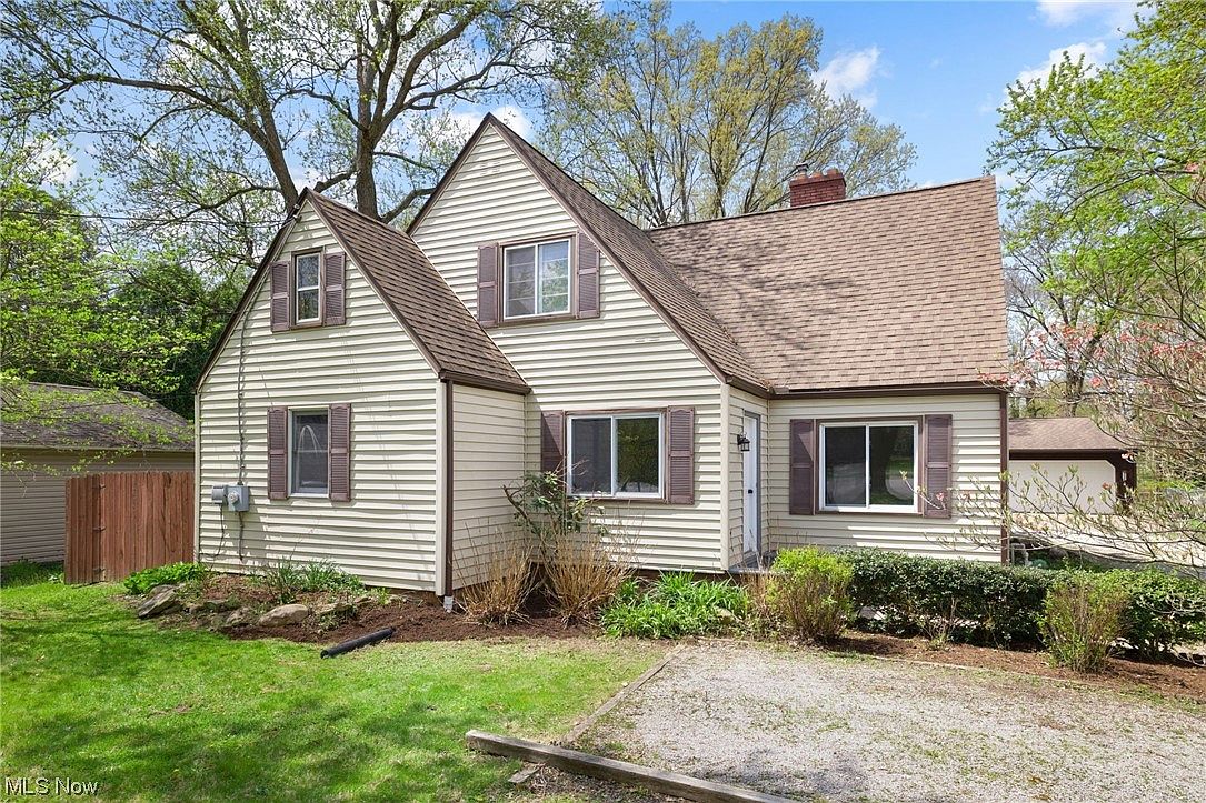 2528 Canton Rd, Akron, OH 44312 | Zillow
