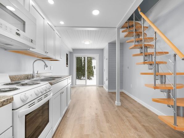 Rental Listings in Hooksett NH - 8 Rentals | Zillow