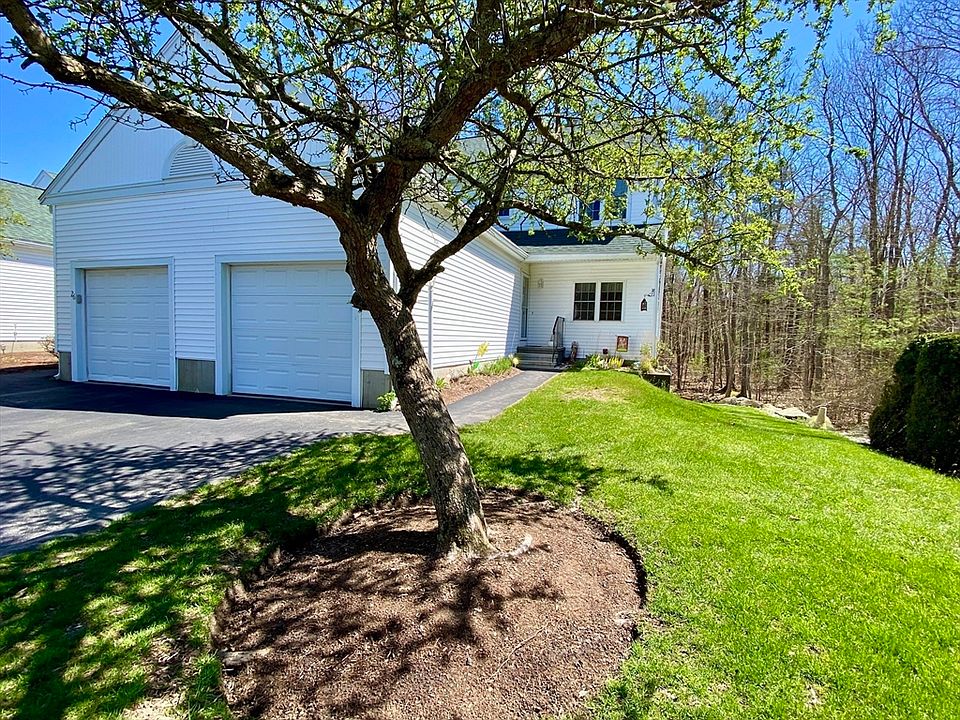 25 Robin Ln UNIT 25, Rockland, MA 02370 | Zillow