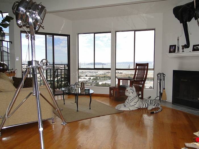 50 Hawkins Ln, San Francisco, CA 94124 | Zillow