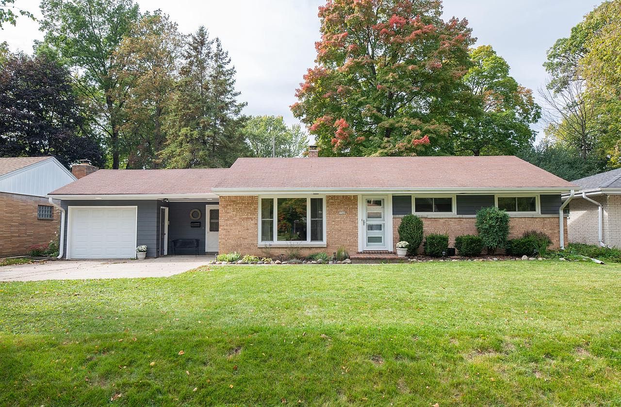 5949 North Ames TERRACE, Glendale, WI 53209 | Zillow
