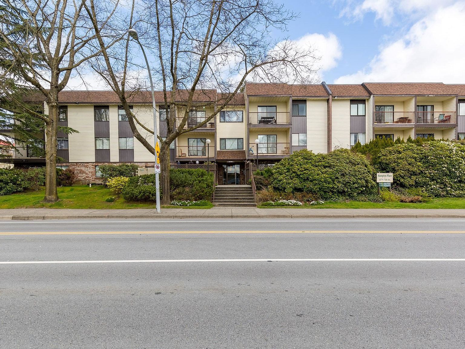 13775 74th Ave #121, Surrey, BC V3W 9C5 | MLS #R2867636 | Zillow