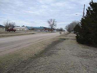 422 S Main St, Partridge, KS 67566 | Zillow
