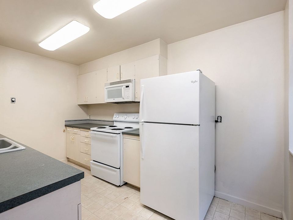 Comstock Apartments - 203 W Comstock St Seattle WA | Zillow