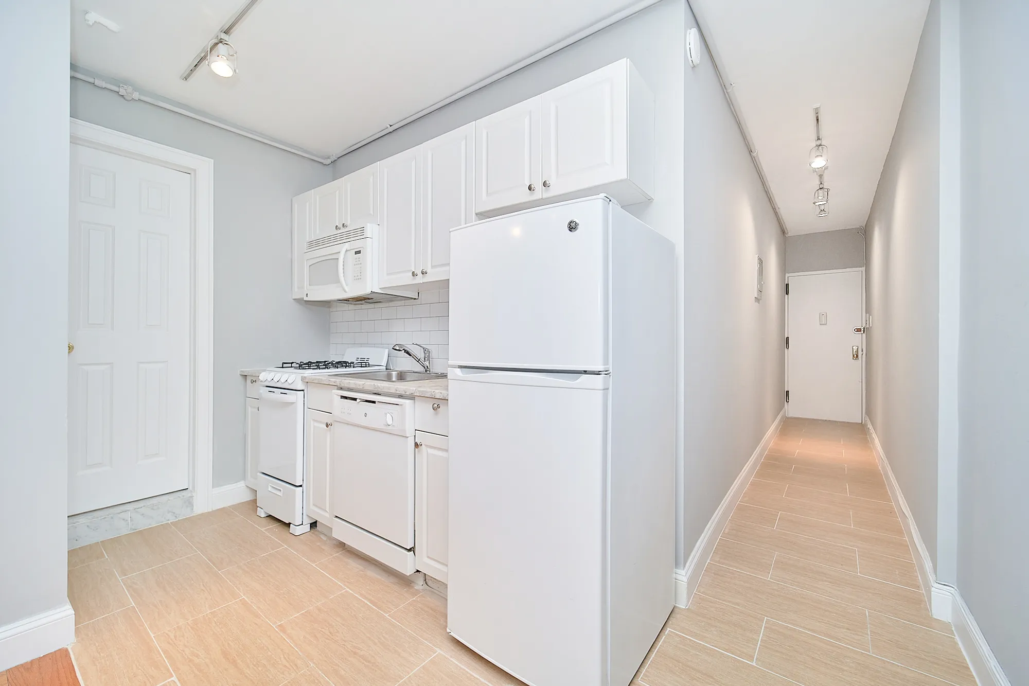 19 Commerce Street #19 in West Village, Manhattan | StreetEasy
