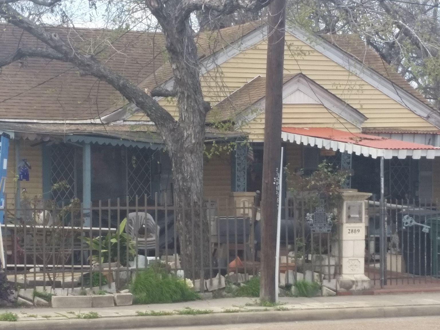 2809 Elysian St, Houston, TX 77009 | Zillow