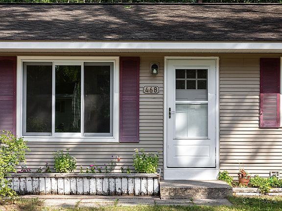 468 George St, Traverse City, MI 49686 | MLS #1915611 | Zillow