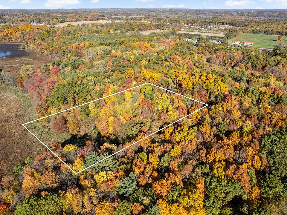 10790 Forteen Mile Rd NE Rockford MI | Zillow