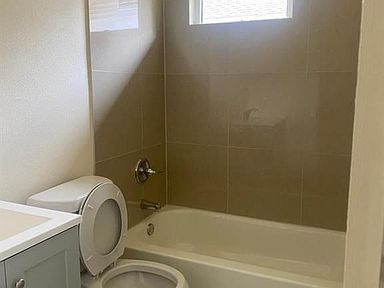 2119 Davis St, Houston, TX 77026 | Zillow