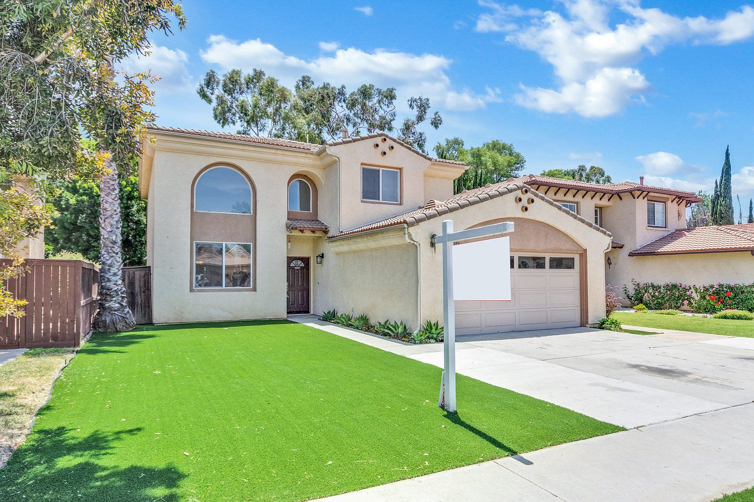 21032 Schoenborn St, Canoga Park, CA 91304 | Zillow