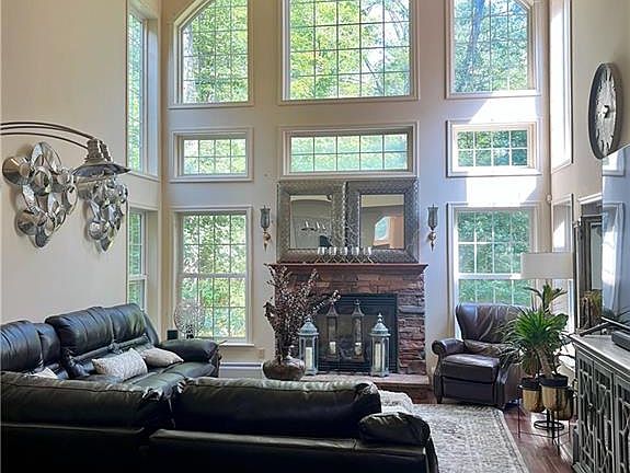 39 Jacob Rumph Court, Montgomery, NY 12549 | MLS #H6268154 | Zillow