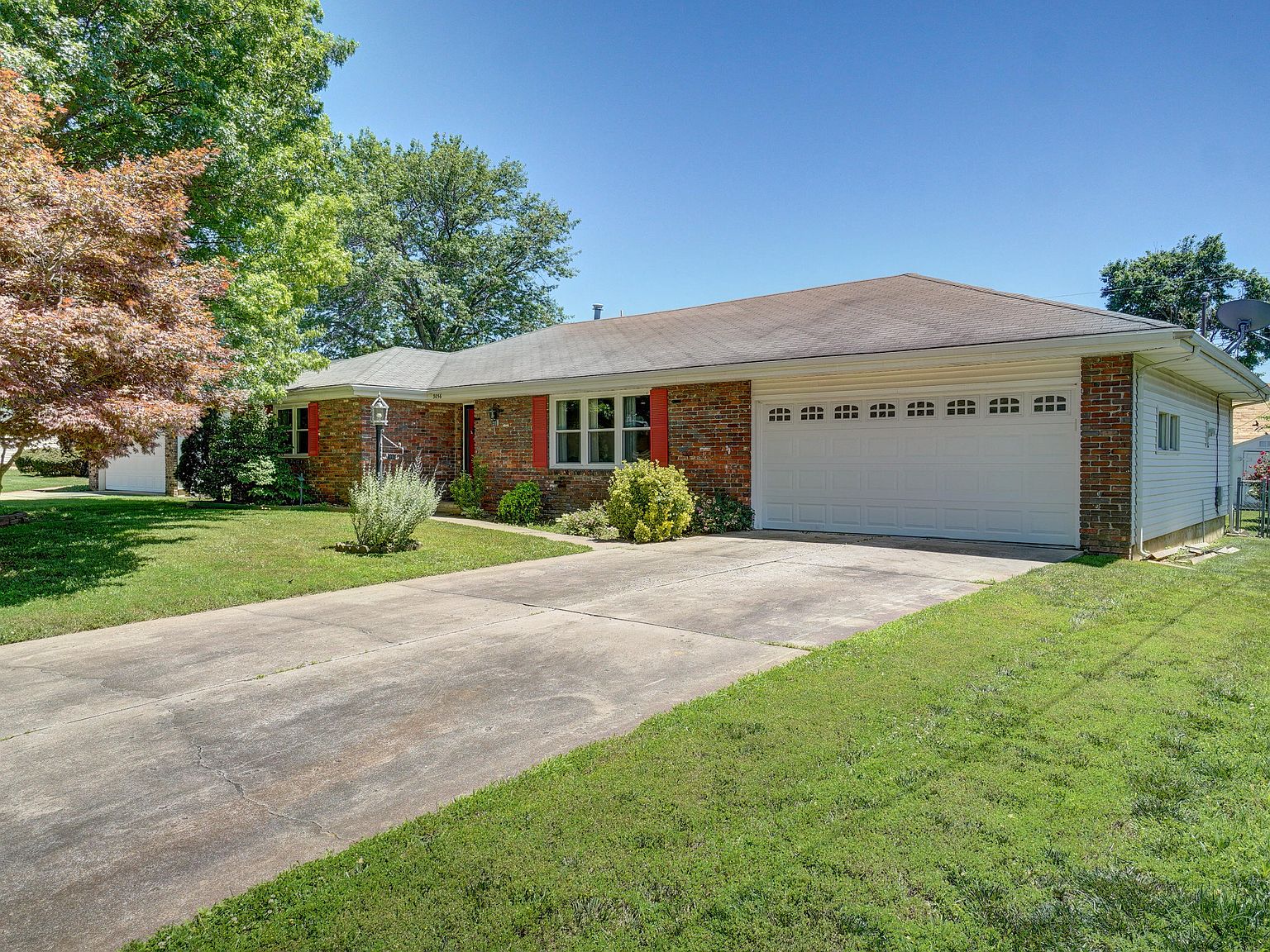 3056 E Rocklyn Rd, Springfield, MO 65804 | Zillow