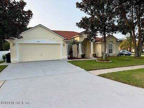 10301 MEADOW POINT Drive, Jacksonville, FL 32221 | Zillow