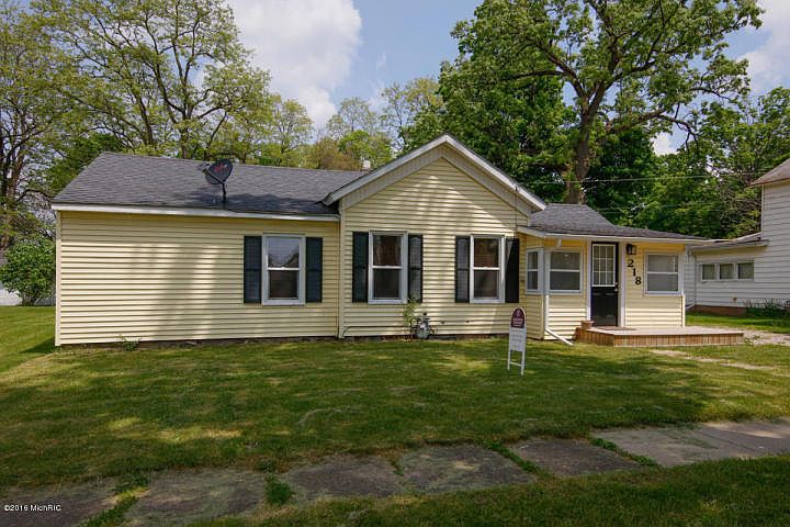 218 W Market St, Centreville, MI 49032 | Zillow
