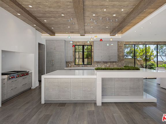 46 Deep Sea, Newport Coast, CA 92657 | MLS #22-180937 | Zillow