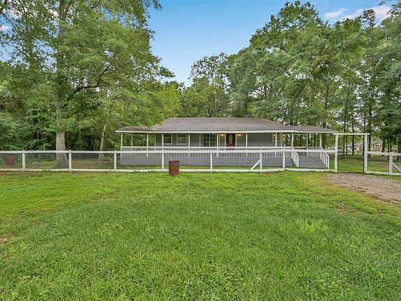 17835 Autumn Leaf Ln, New Caney, TX 77357 | Zillow