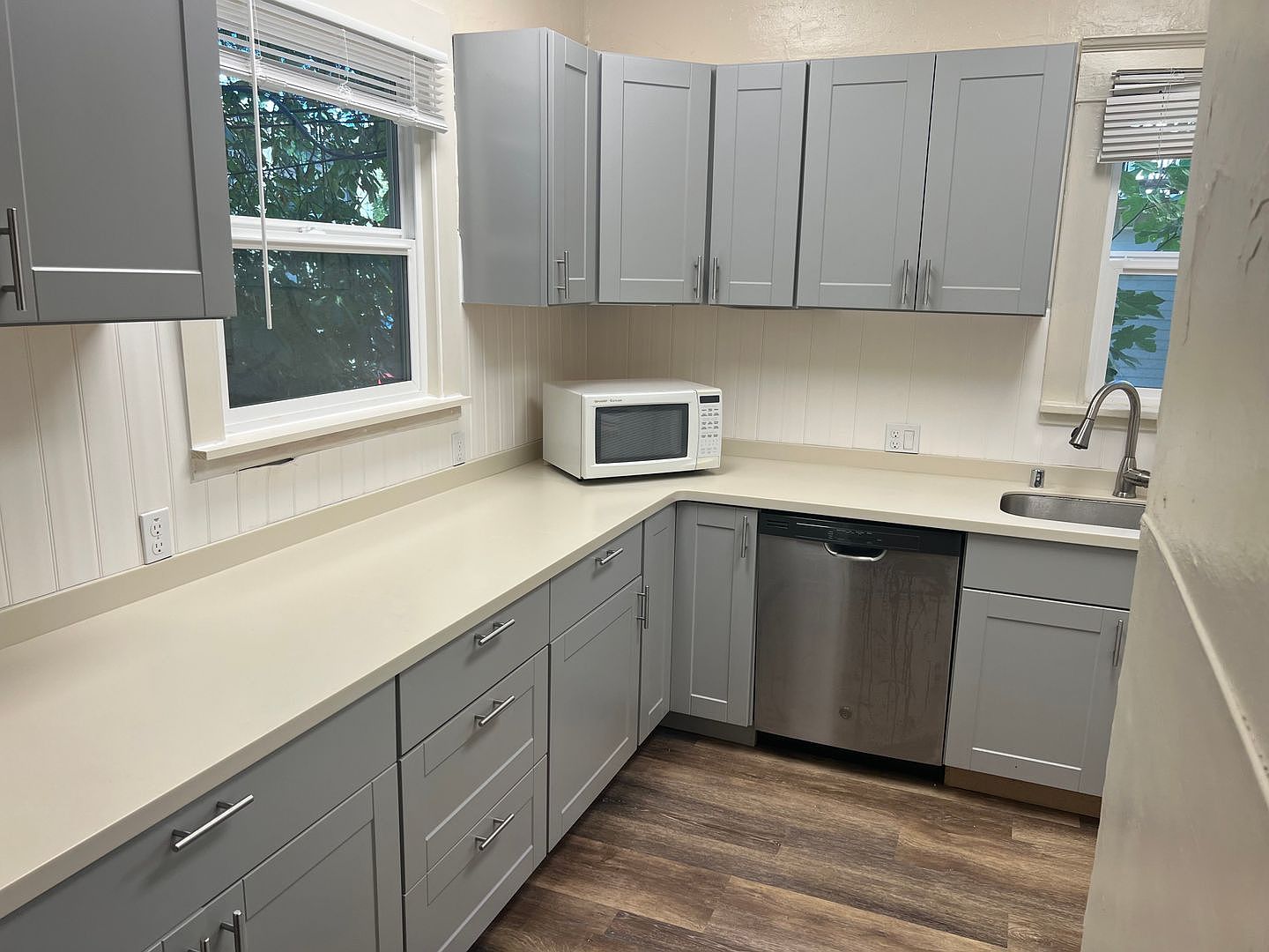 5015 17th Ave NE #5015C, Seattle, WA 98105 | Zillow