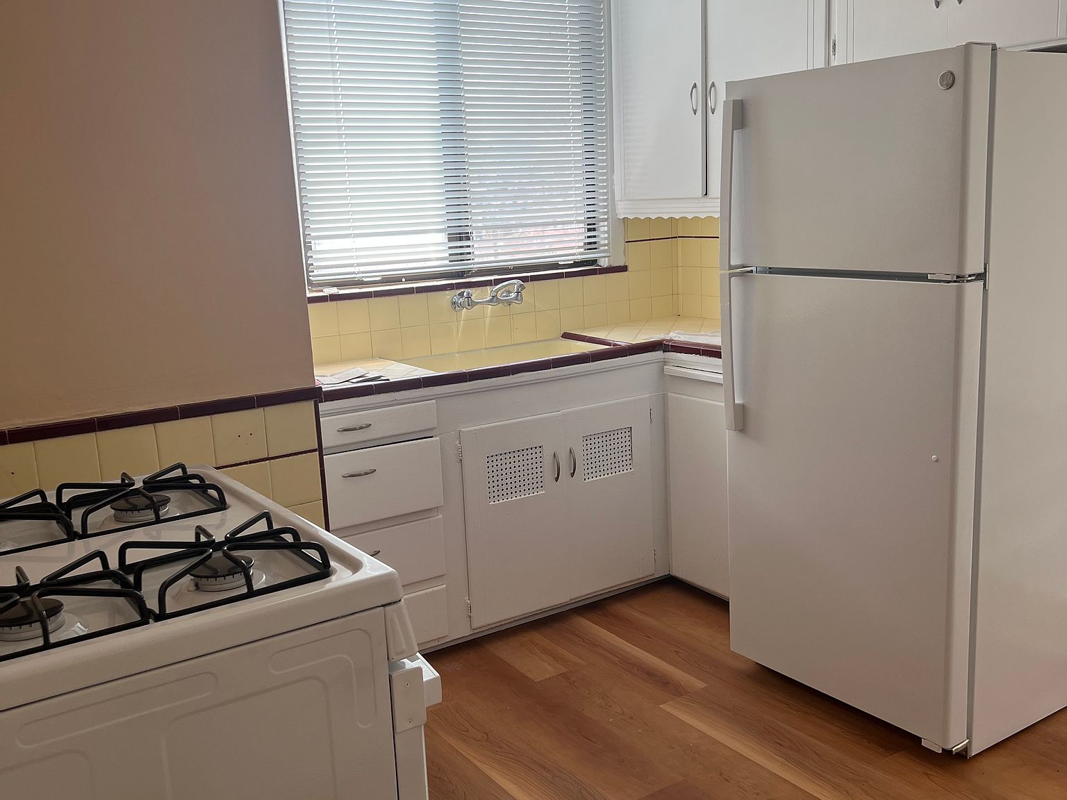 77 Venus St, San Francisco, CA 94124 | Zillow