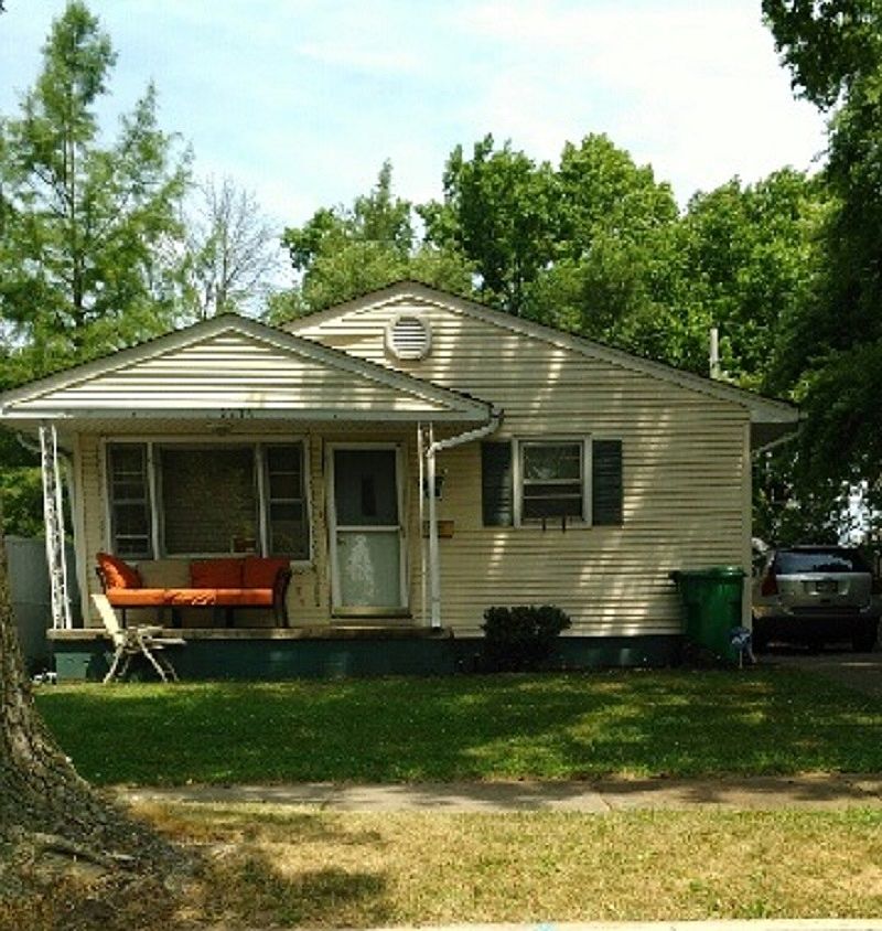 2134 E Lawrence St, Decatur, IL 62521 | Zillow