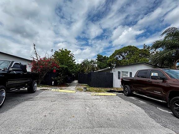 3423 Hi St #3423, Lake Worth, FL 33461 | Zillow