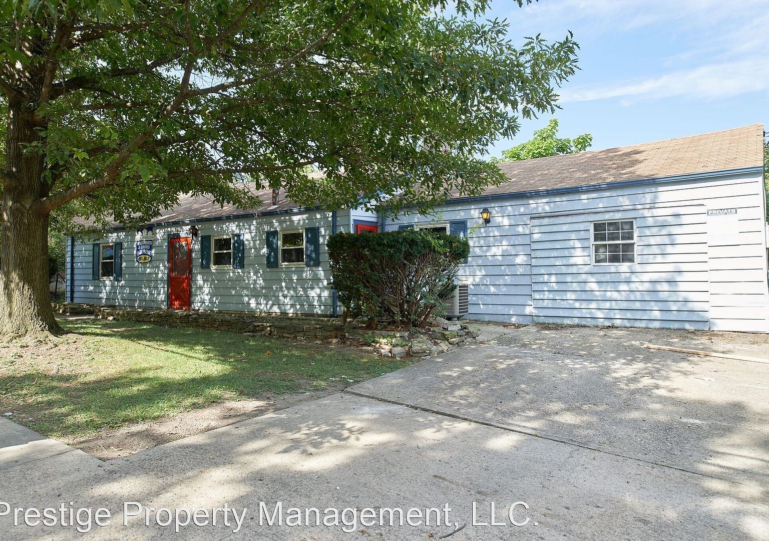 2533 Ravine St, Cincinnati, OH 45219 | Zillow