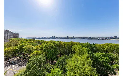 194 Riverside Drive #7E in Upper West Side, Manhattan | StreetEasy