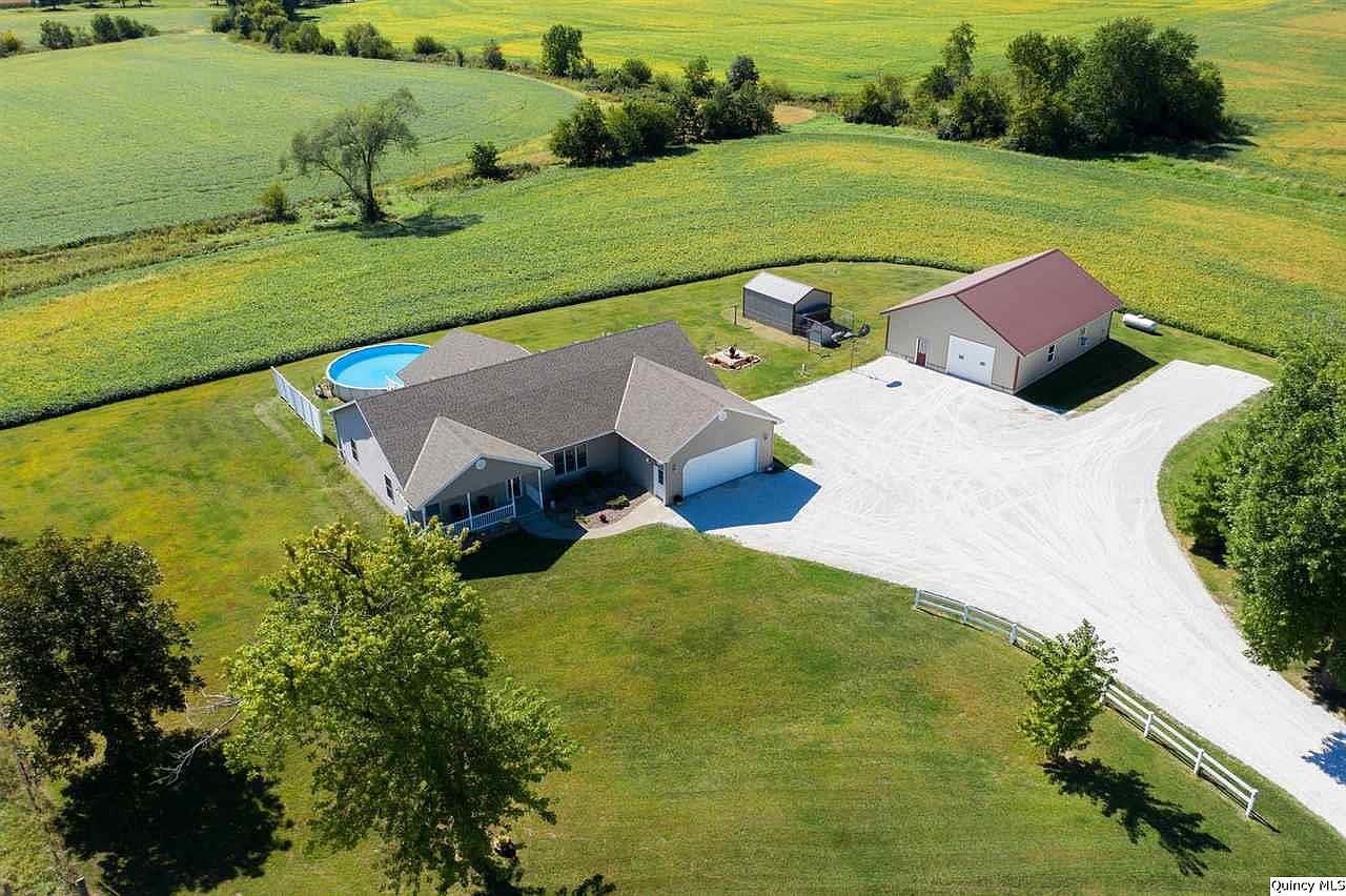 233 Highway 96 S, Plainville, IL 62365 | Zillow