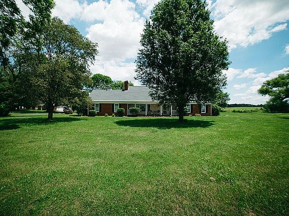 1424 Adams Ln, Henderson, KY 42420 | Zillow