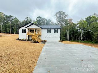 17 Lake St, Granite Falls, NC 28630 | MLS #4181588 | Zillow