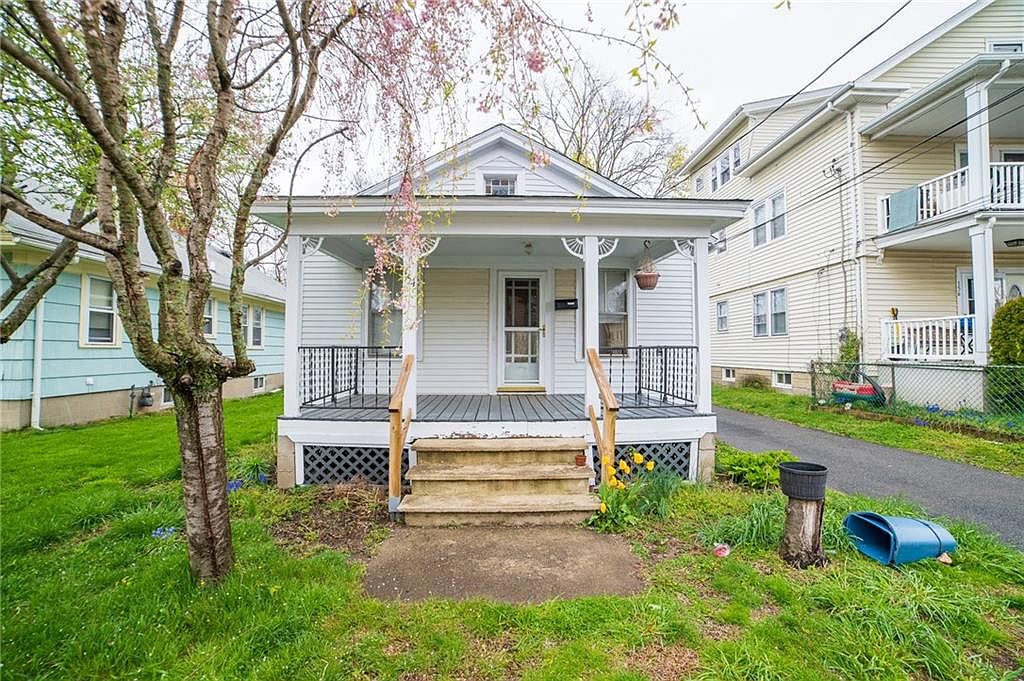 154 Quarry St, East Providence, RI 02914 | Zillow