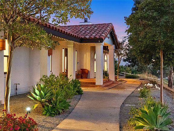 33565 Pauba Rd, Temecula, CA 92592 | Zillow