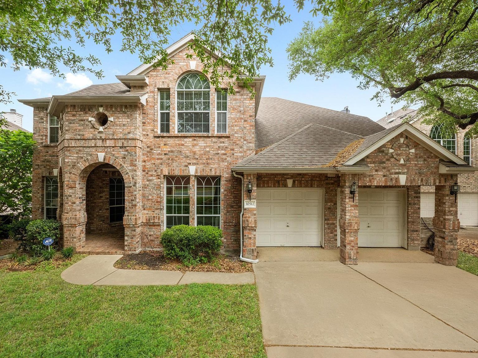 10512 Thoroughbred Dr, Austin, TX 78748 | MLS #9243210 | Zillow