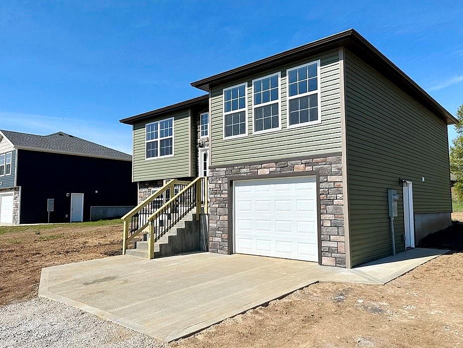 105 E Carman Rd, El Dorado Springs, MO 64744 | Zillow