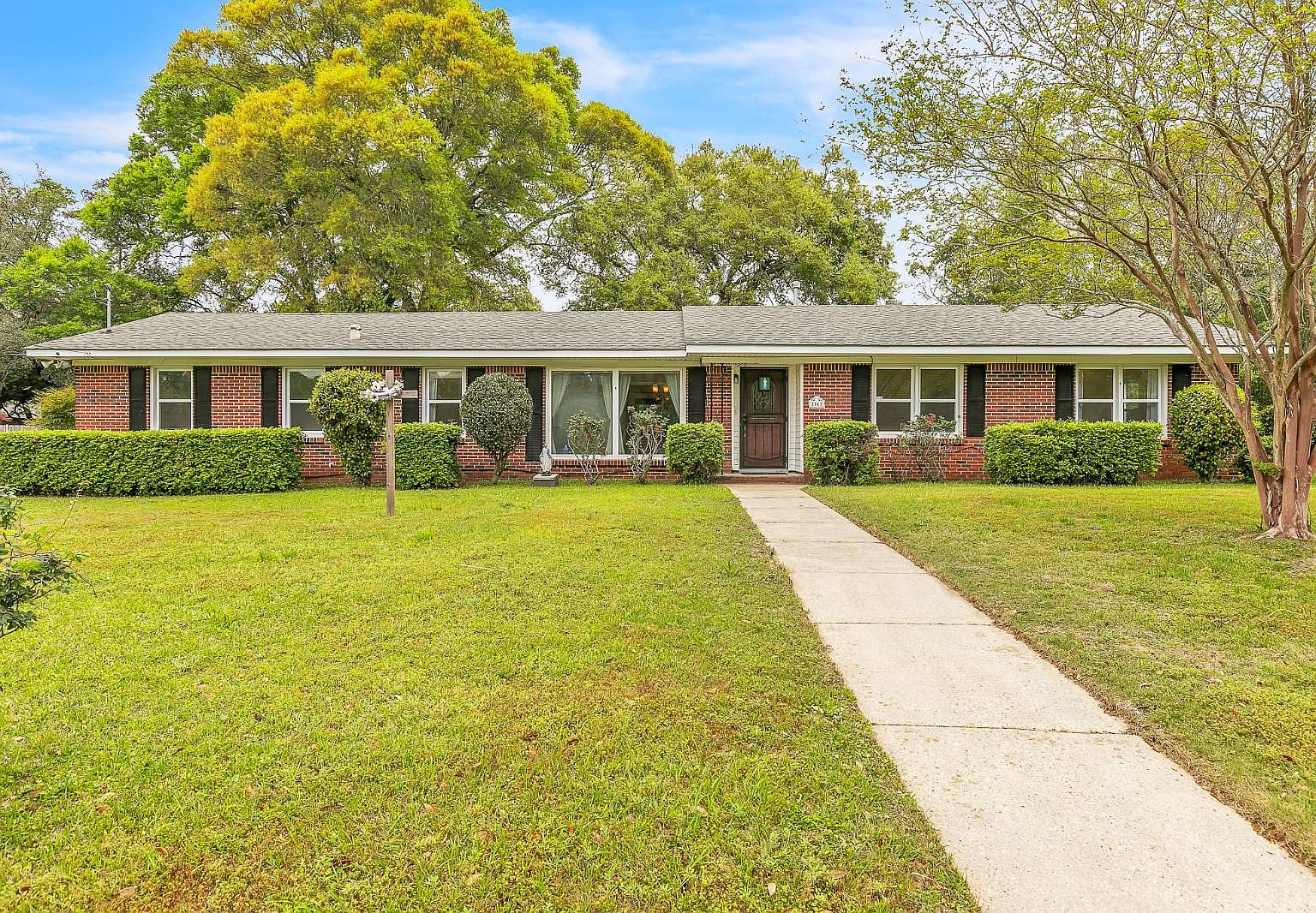 5062 Chauntecleer Ct, Mobile, AL 36693 | Zillow