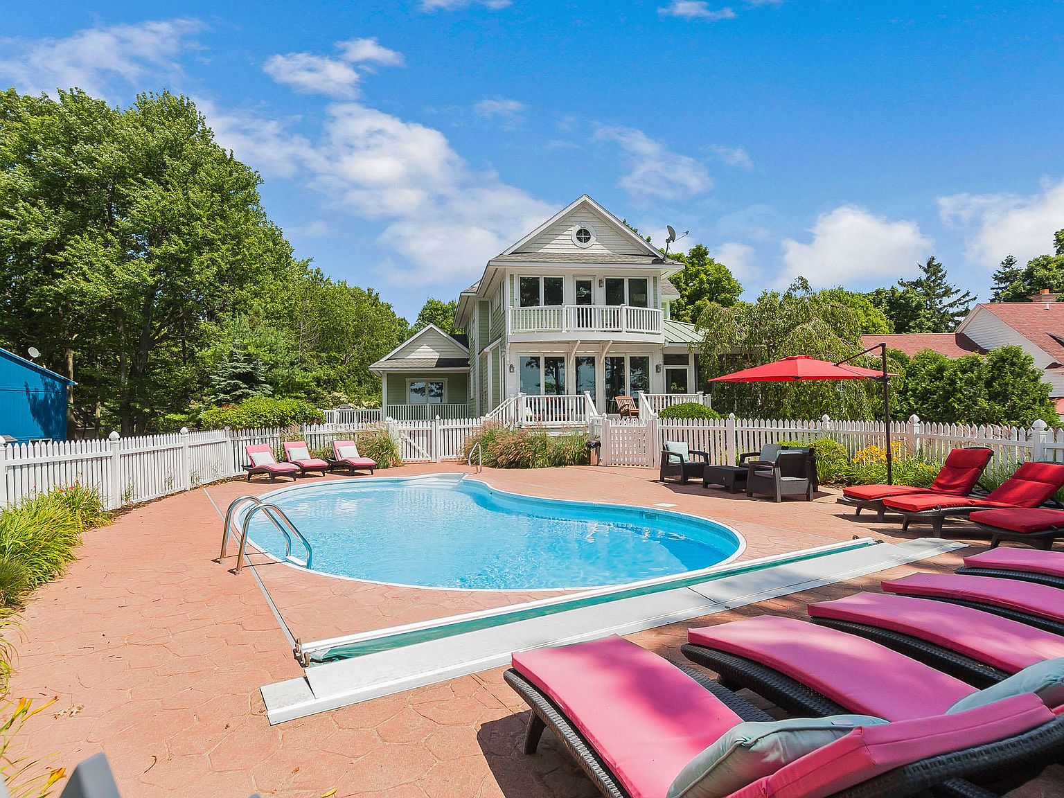 77501 Summers Gate Cir, South Haven, MI 49090 | Zillow