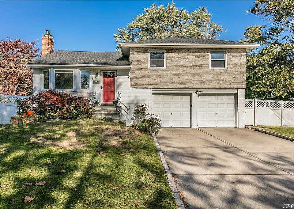 18 W Farms Ln, Commack, NY 11725 | Zillow