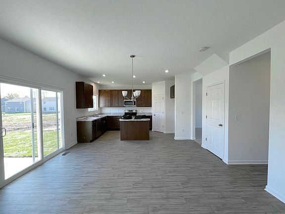 2055 Leatherleaf Way, Pataskala, OH 43062 | Zillow