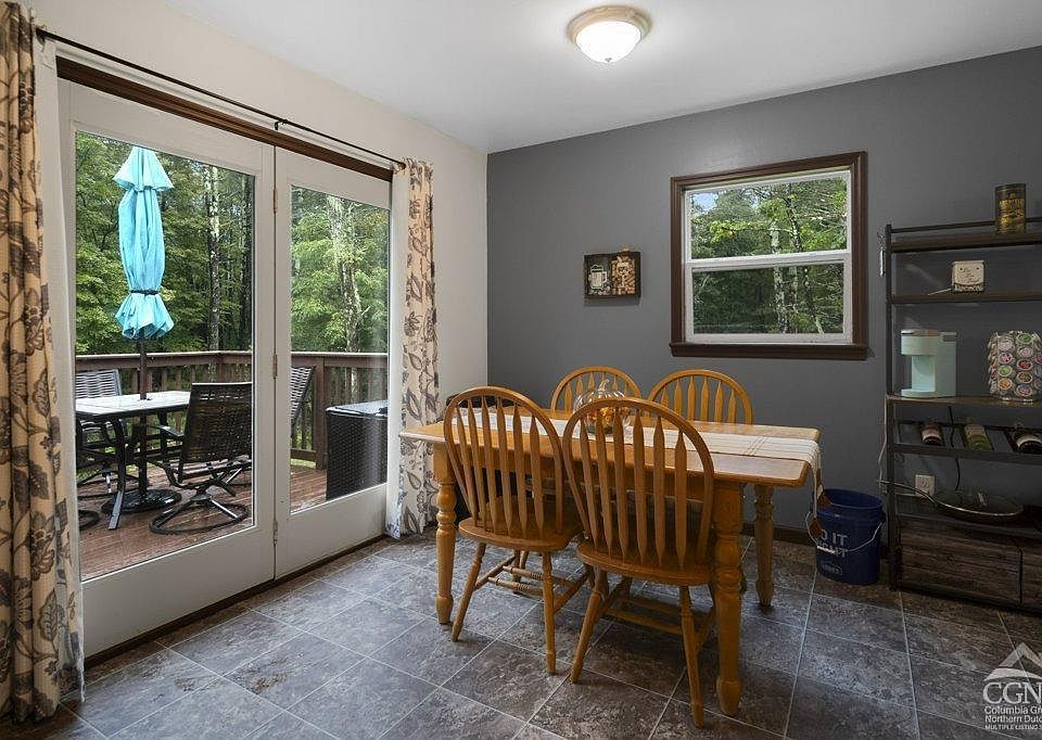 1043 Route 212 Saugerties NY | Zillow