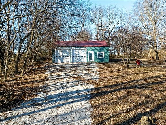22 U Lake Shore Dr, Lake Lotawana, MO 64086 | MLS #2596456 | Zillow