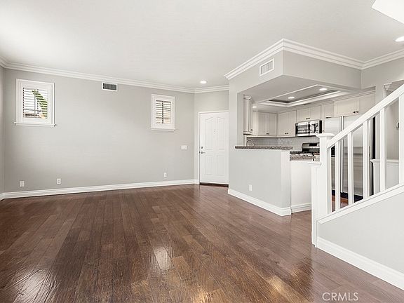 2 Rue Fontaine, Foothill Ranch, CA 92610 | MLS #OC23165752 | Zillow