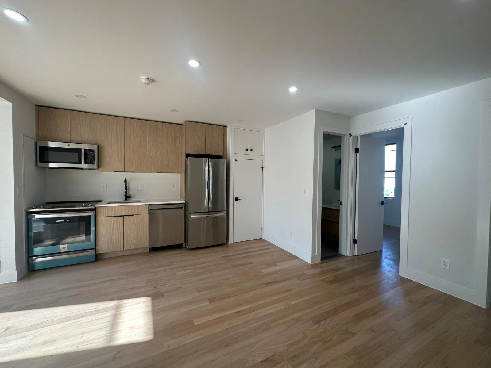 407 Graham Avenue #2 in Williamsburg, Brooklyn | StreetEasy