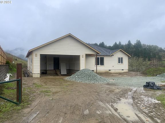 1340 NE Lisa Way, Myrtle Creek, OR 97457 | MLS #24381050 | Zillow