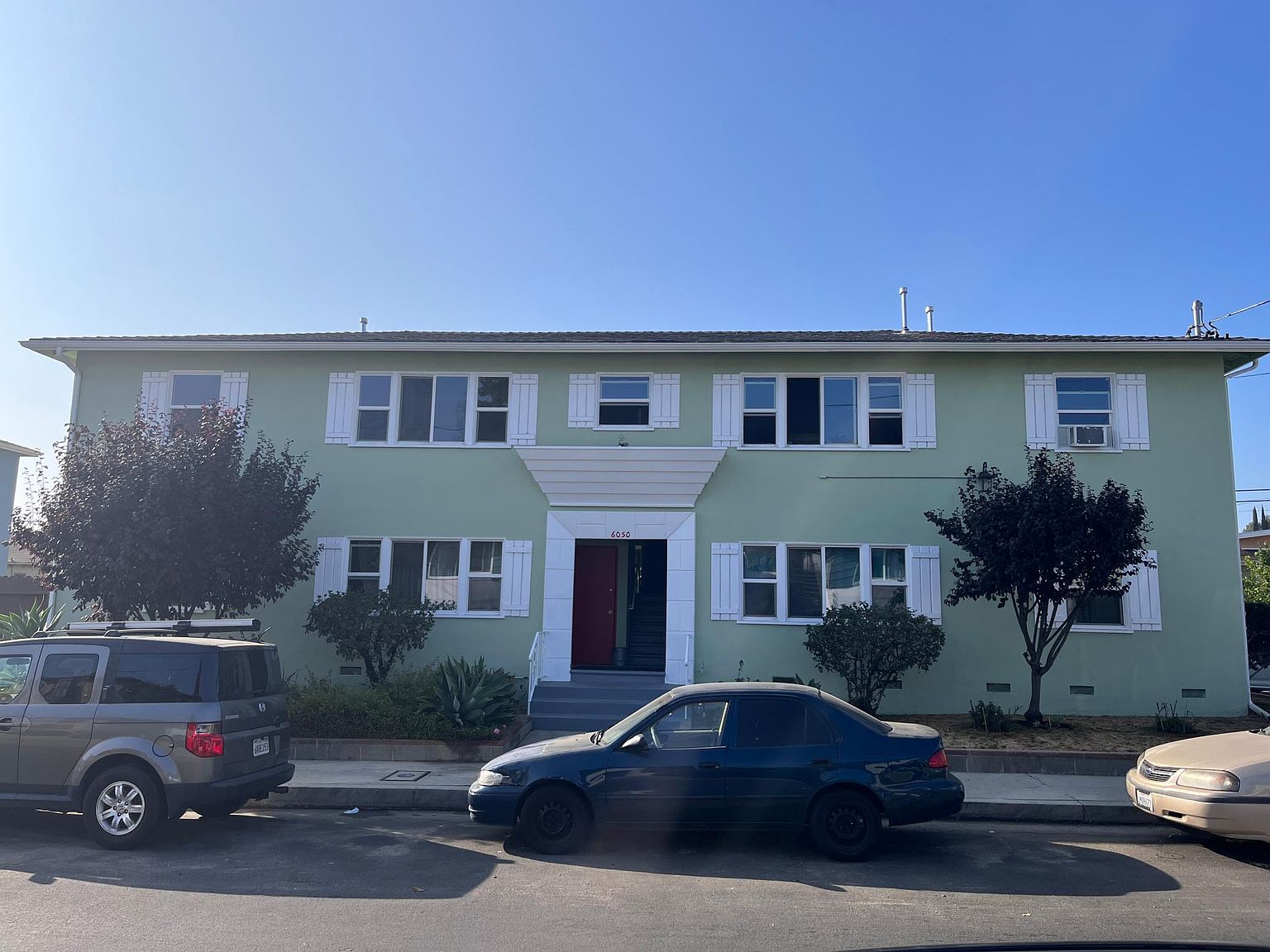 6050 Hillandale Dr APT 2, Los Angeles, CA 90042 | Zillow
