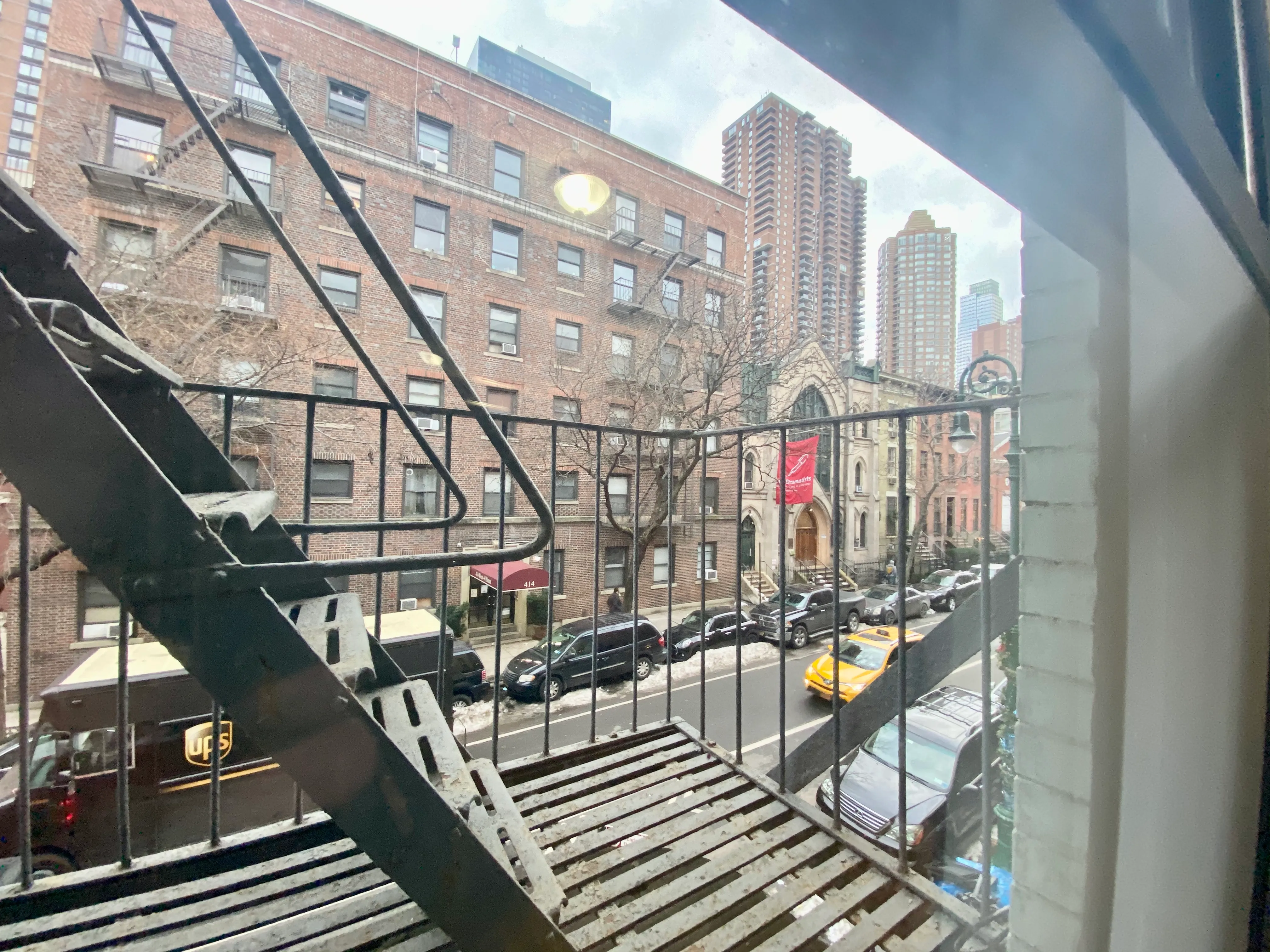 415 West 44th Street #6 in Hell's Kitchen, Manhattan | StreetEasy