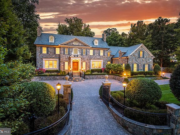 903 Turkey Run Rd, Mclean, VA 22101 | MLS #VAFX2161592 | Zillow