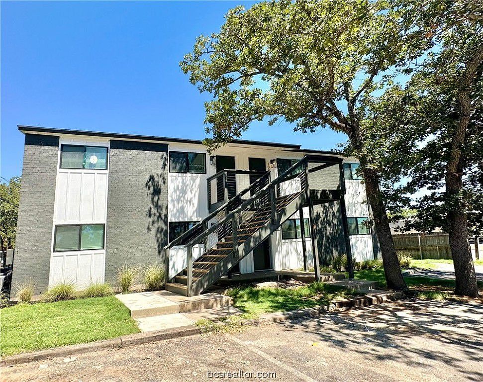 704 Yegua St #207, Bryan, TX 77801 | Zillow