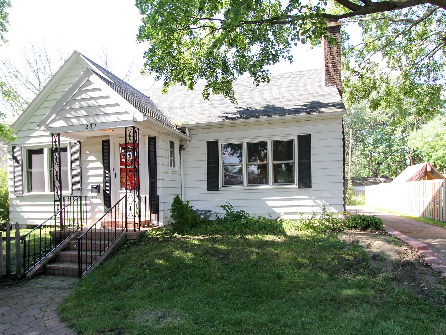 232 E Belvidere Rd, Grayslake, IL 60030 | Zillow