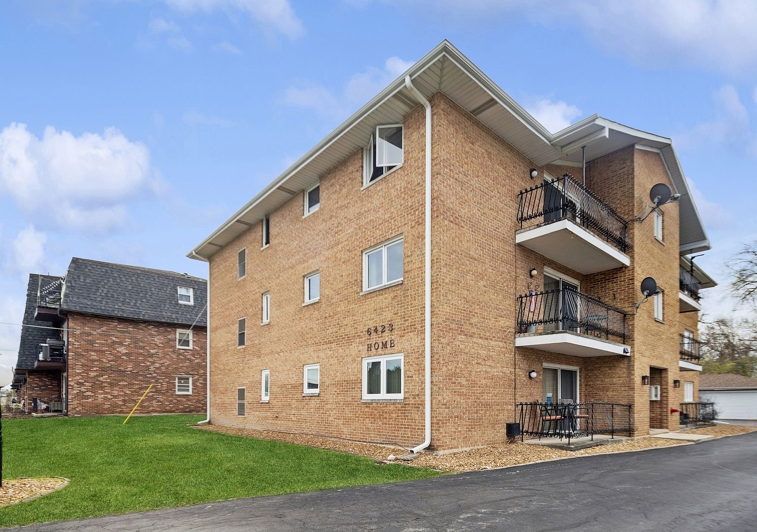 6423 W Home Ave APT 1, Worth, IL 60482 | Zillow