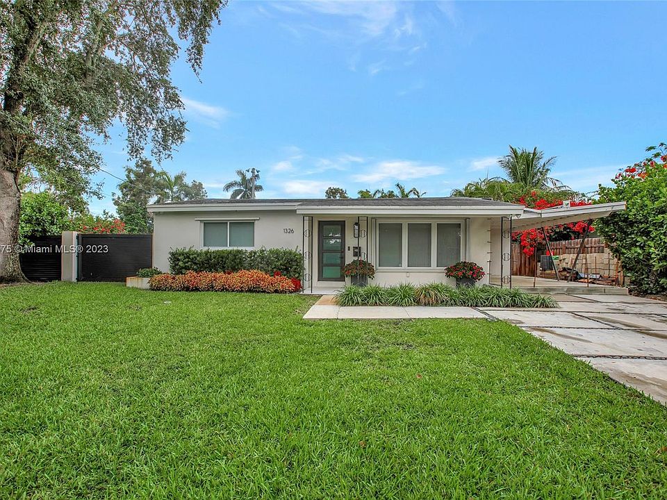 1326 N 30th Rd, Hollywood, FL 33021 | Zillow