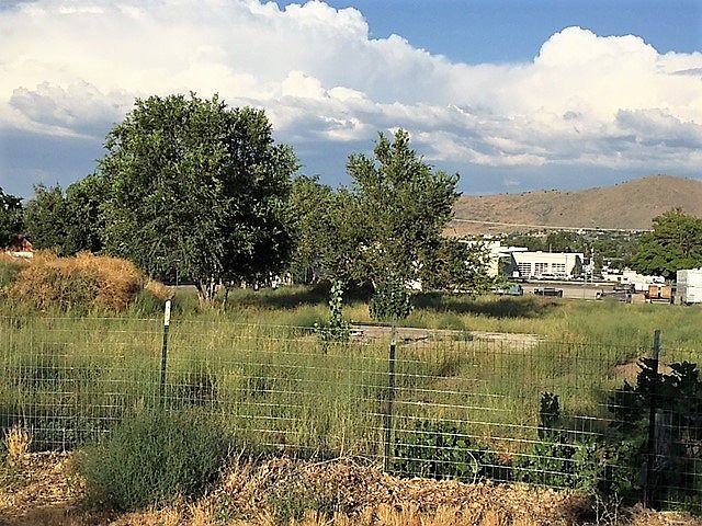 2661 Lennox St, Carson City, NV 89703 | Zillow